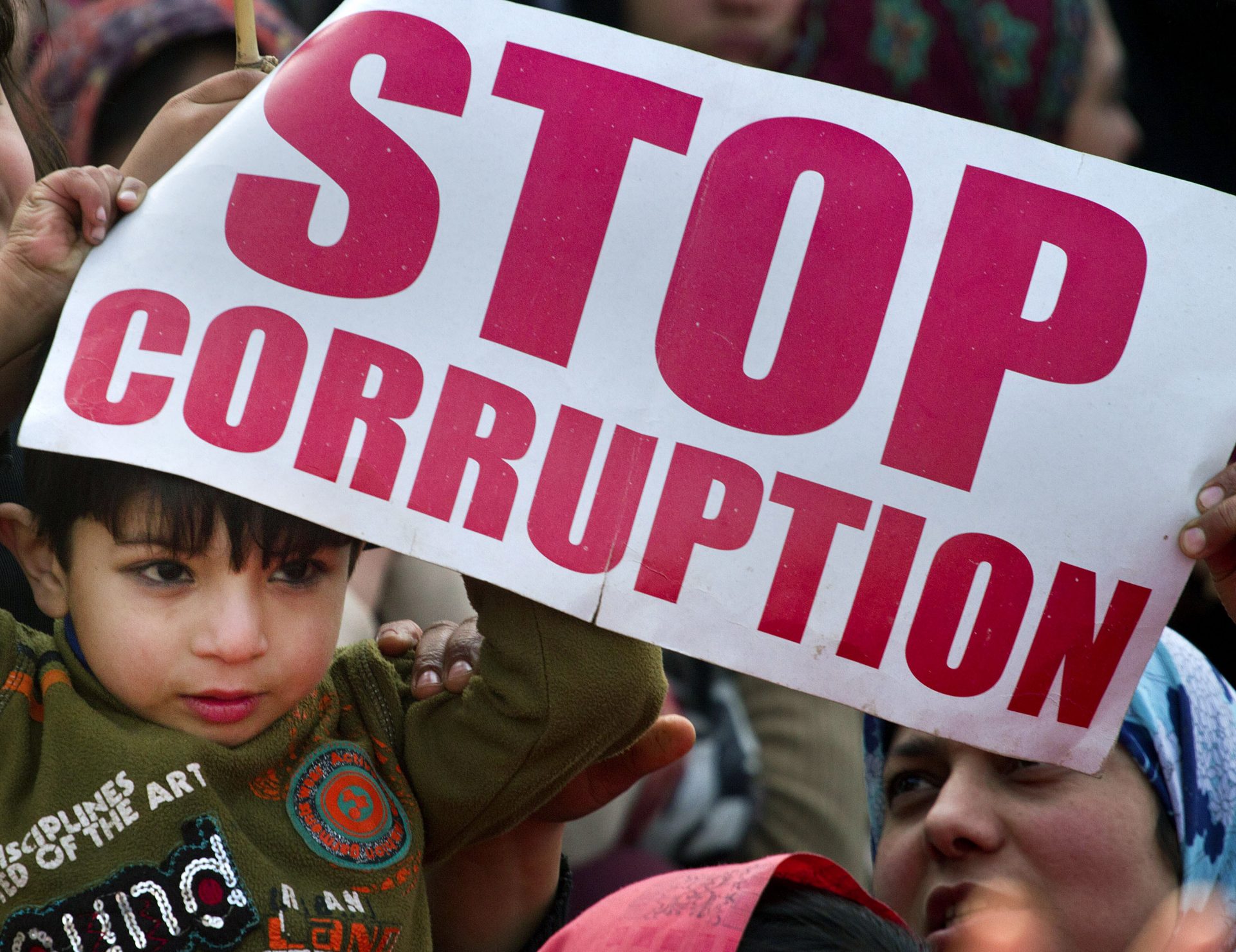 What Works and What Hurts: New Research on Anti-Corruption Messaging ...